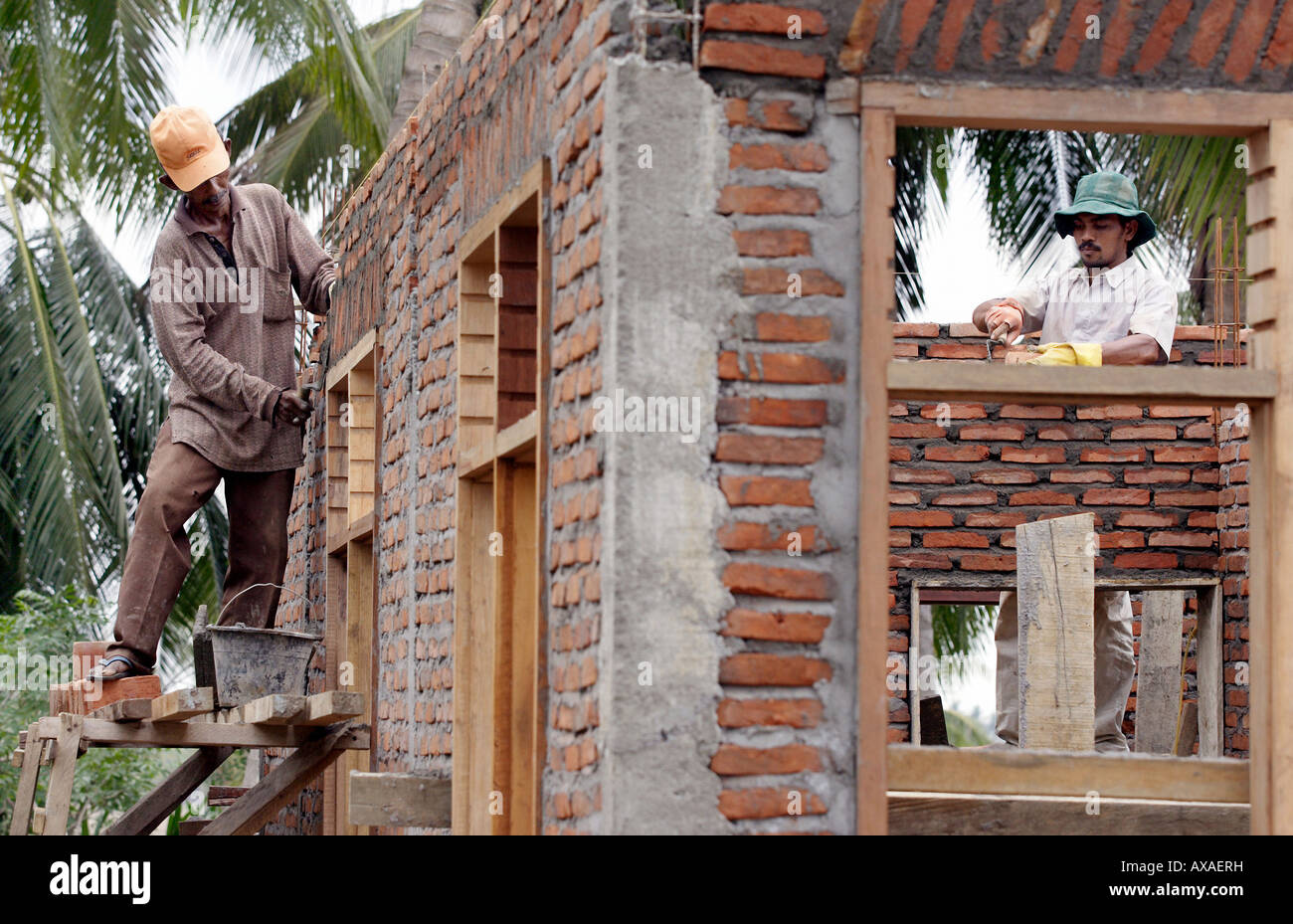 Indonesian construction workers building construction hi-res stock ...