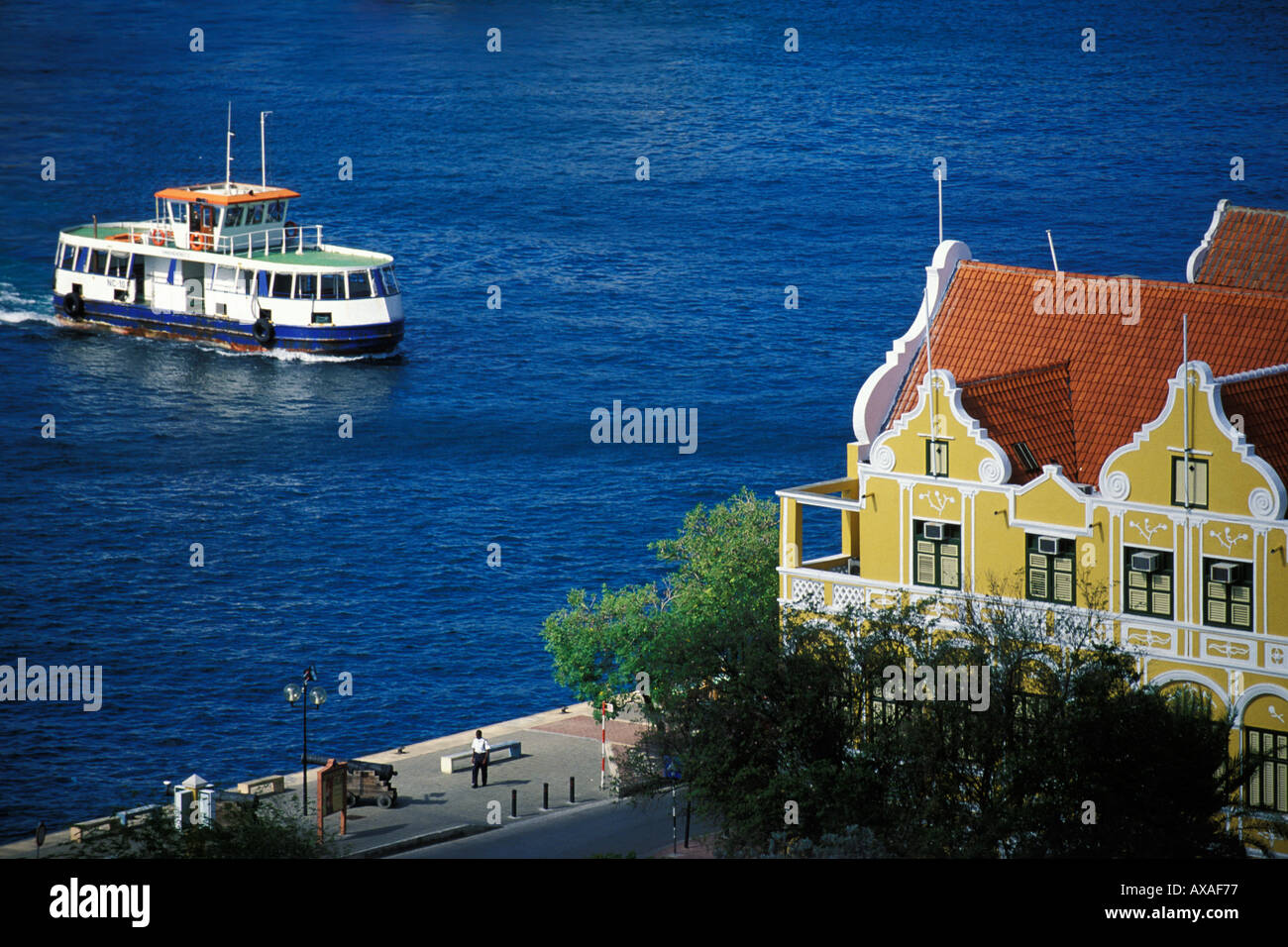 Curacao, Willemstad, Handelskade, historic buildings Stock Photo - Alamy