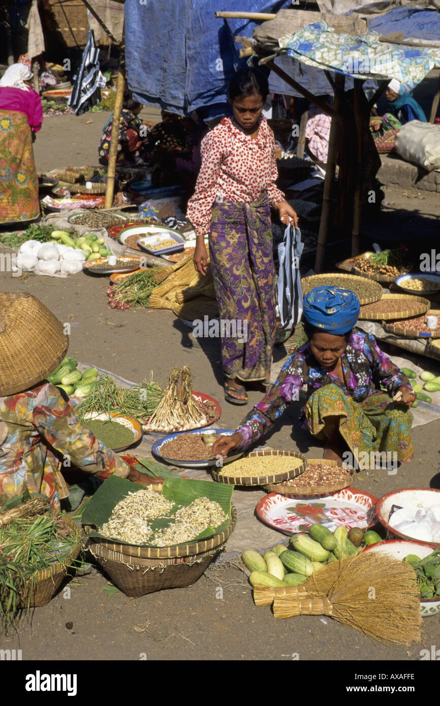 Lombok market hi-res stock photography and images - Alamy