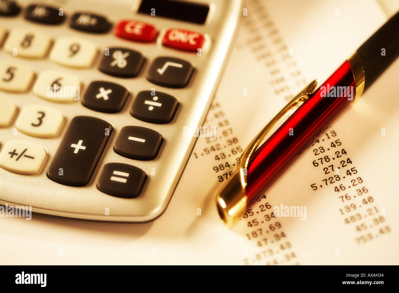 Accounts ledger hi-res stock photography and images - Alamy