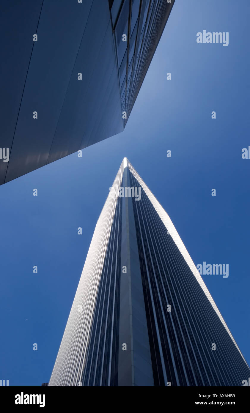 Twotowers hi-res stock photography and images - Alamy