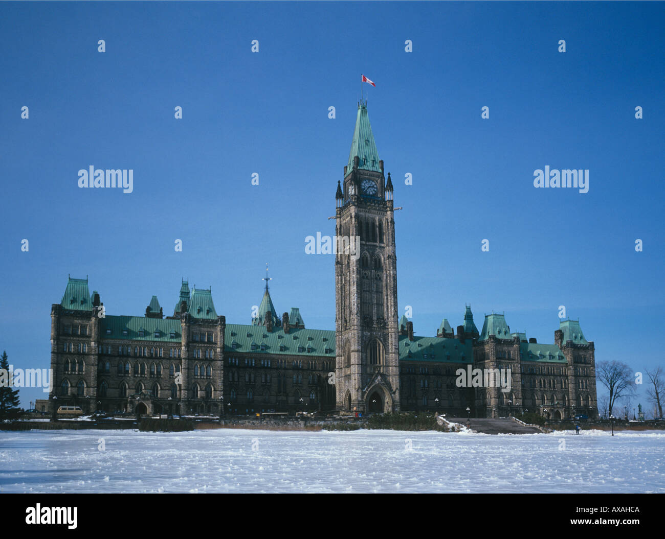 Canadian Parliament building in winter Central Peace Tower Ottawa ...