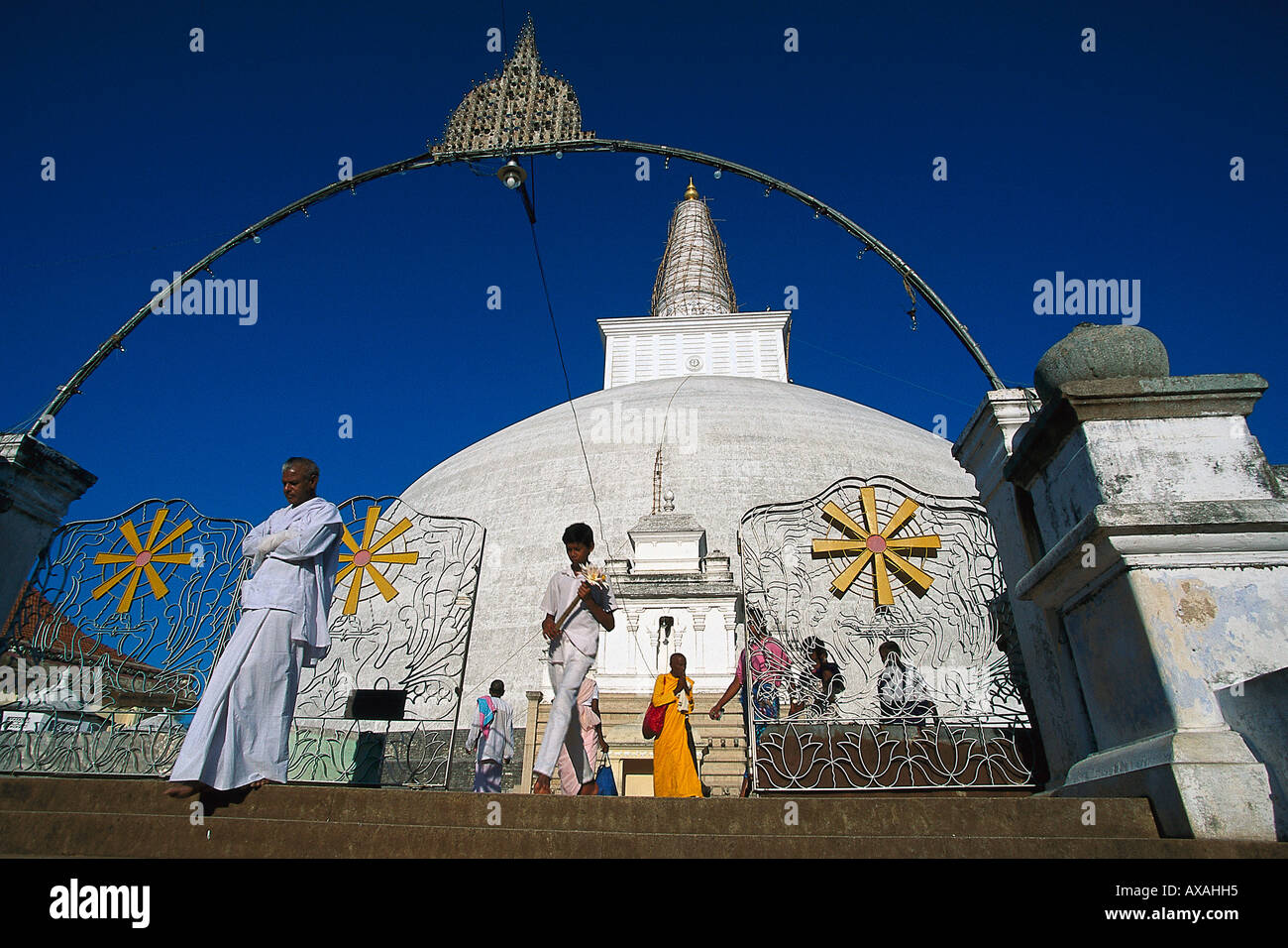 Temple, Ruvanvelisaya Dagoba, Anuradhapura, one of the ancient capitals of Sri Lanka Stock Photo ...