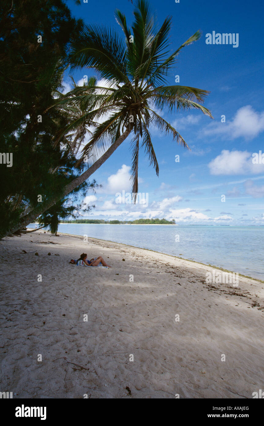 woman on holiday Rarotonga Stock Photo - Alamy