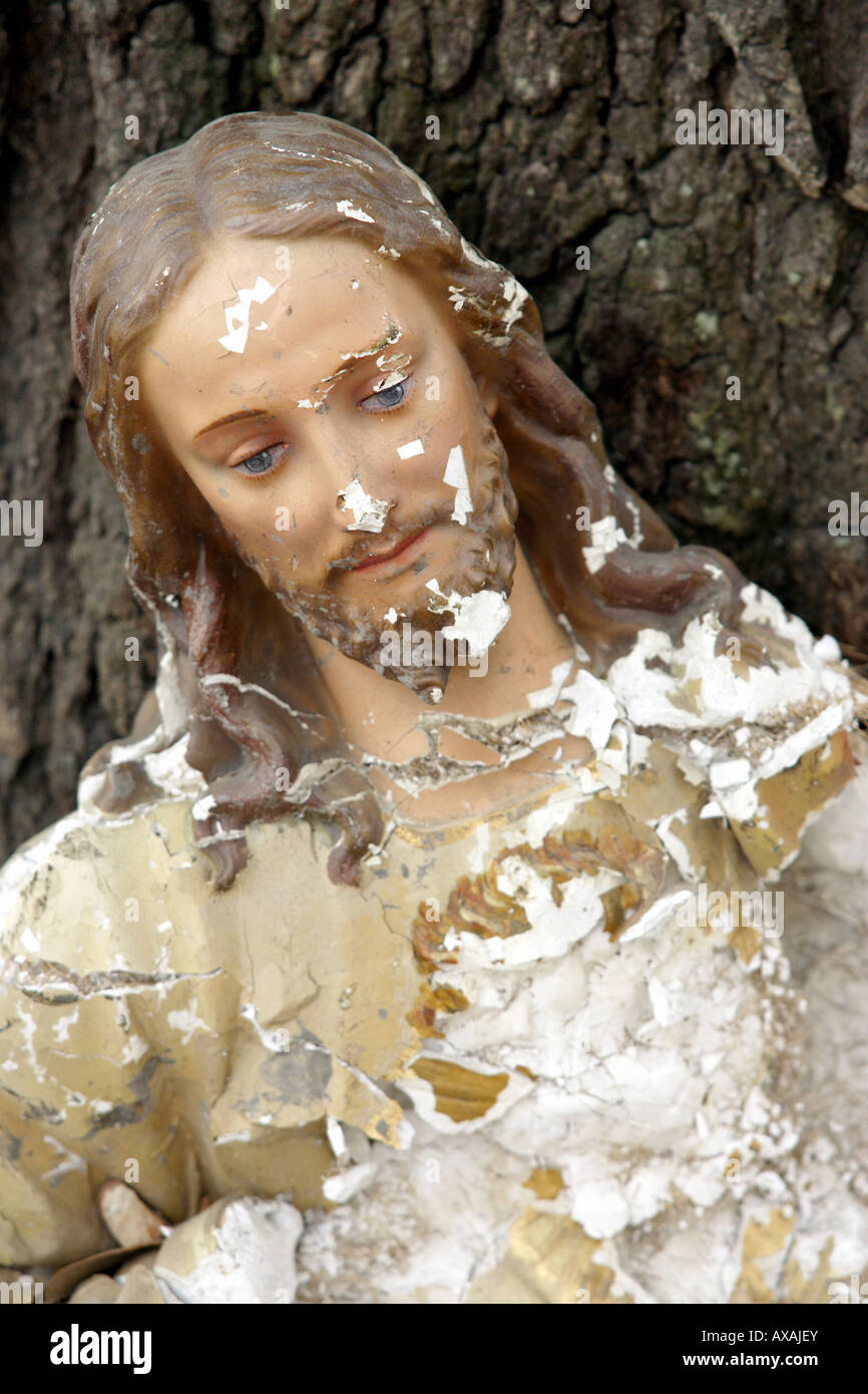 A figure of Jesus Christ destroyed by the Hurricane Katrina ...