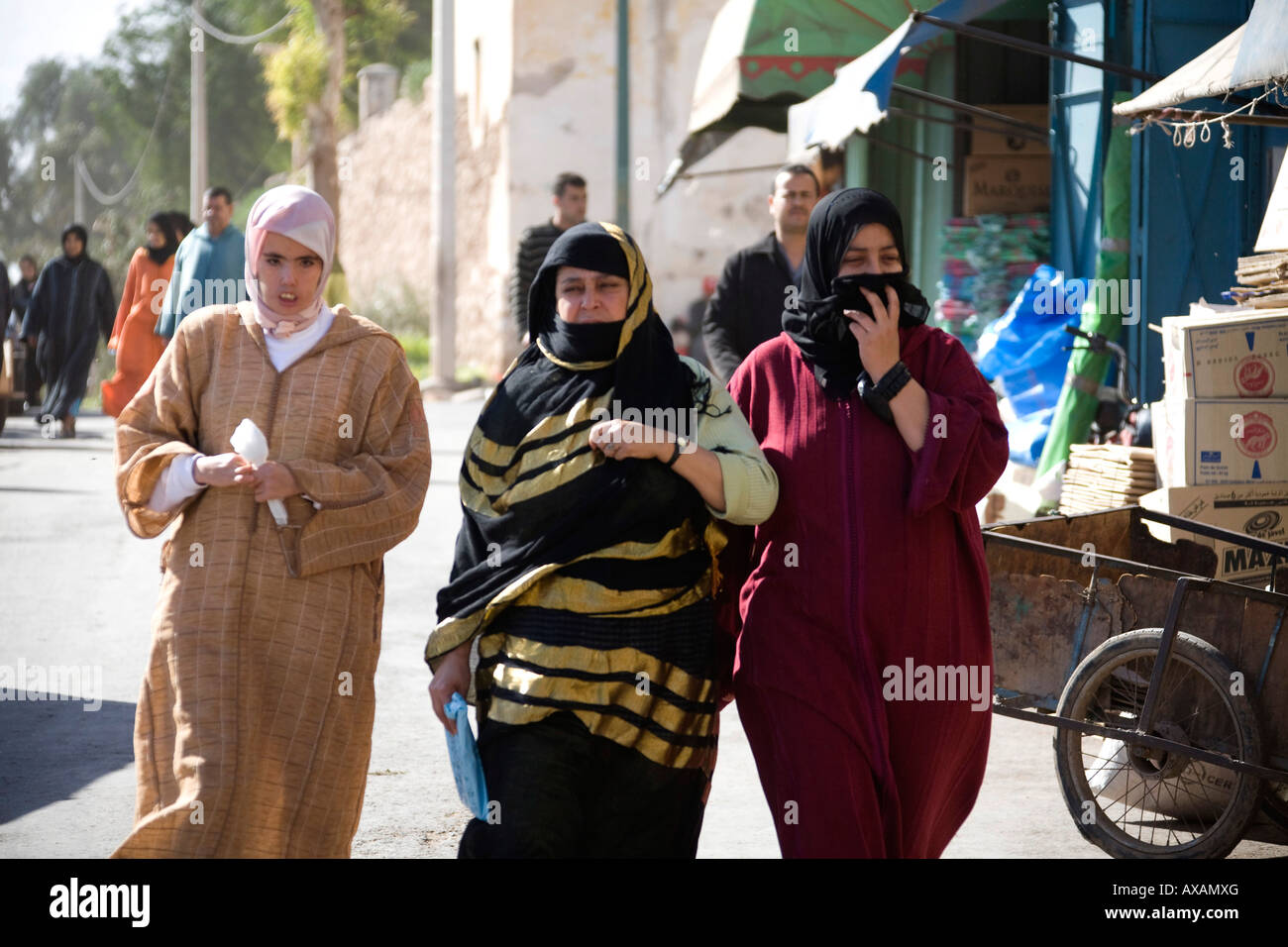 Agadir market morocco north west hi-res stock photography and images ...