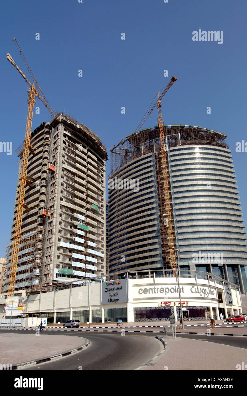 Dubai construction development hi-res stock photography and images - Alamy