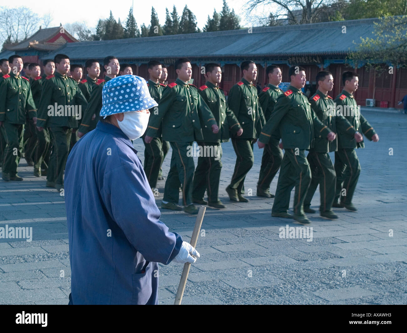 Marching in place hi-res stock photography and images - Alamy