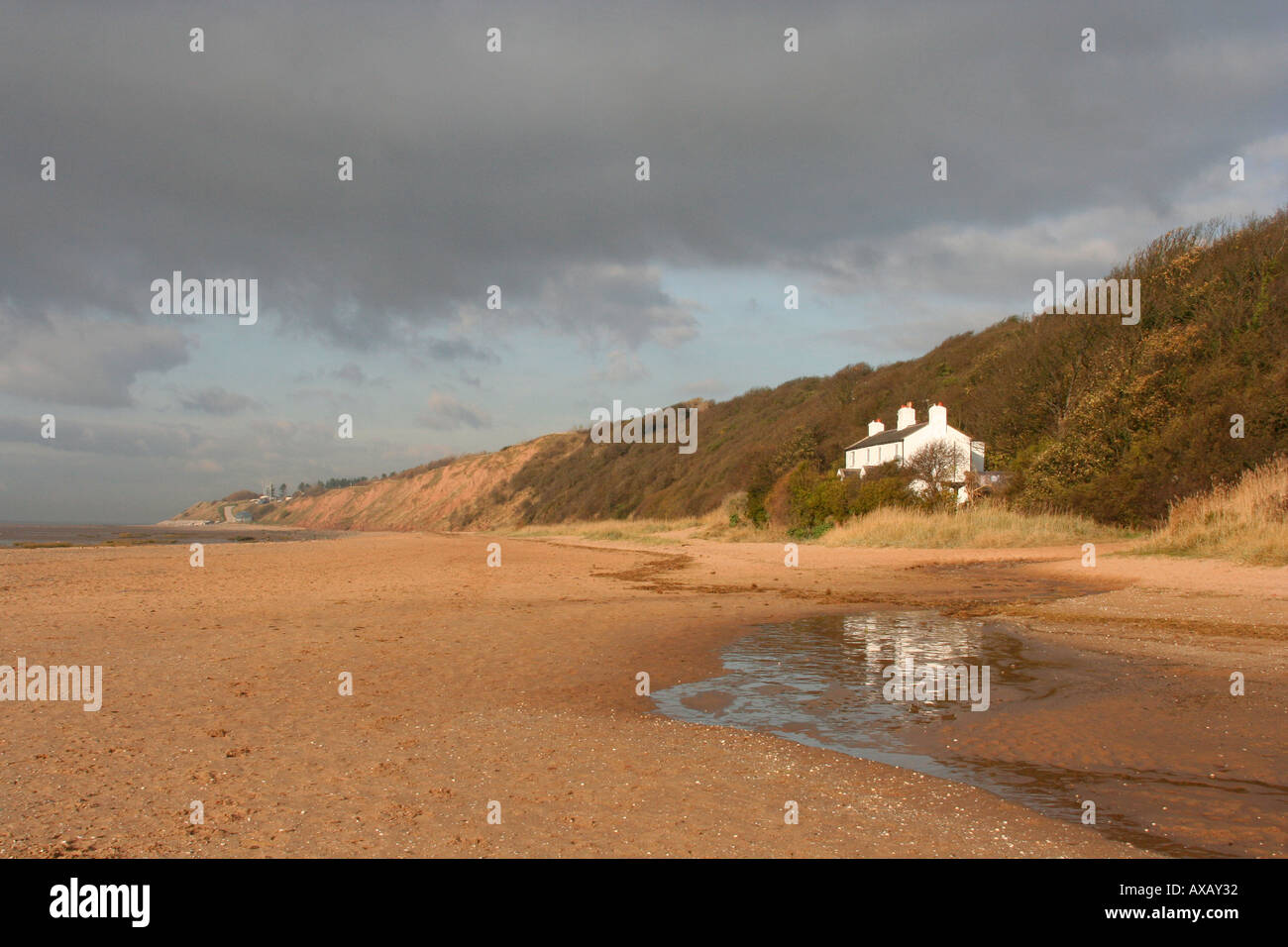 Shore Cottage, Thurstaston Stock Photo - Alamy