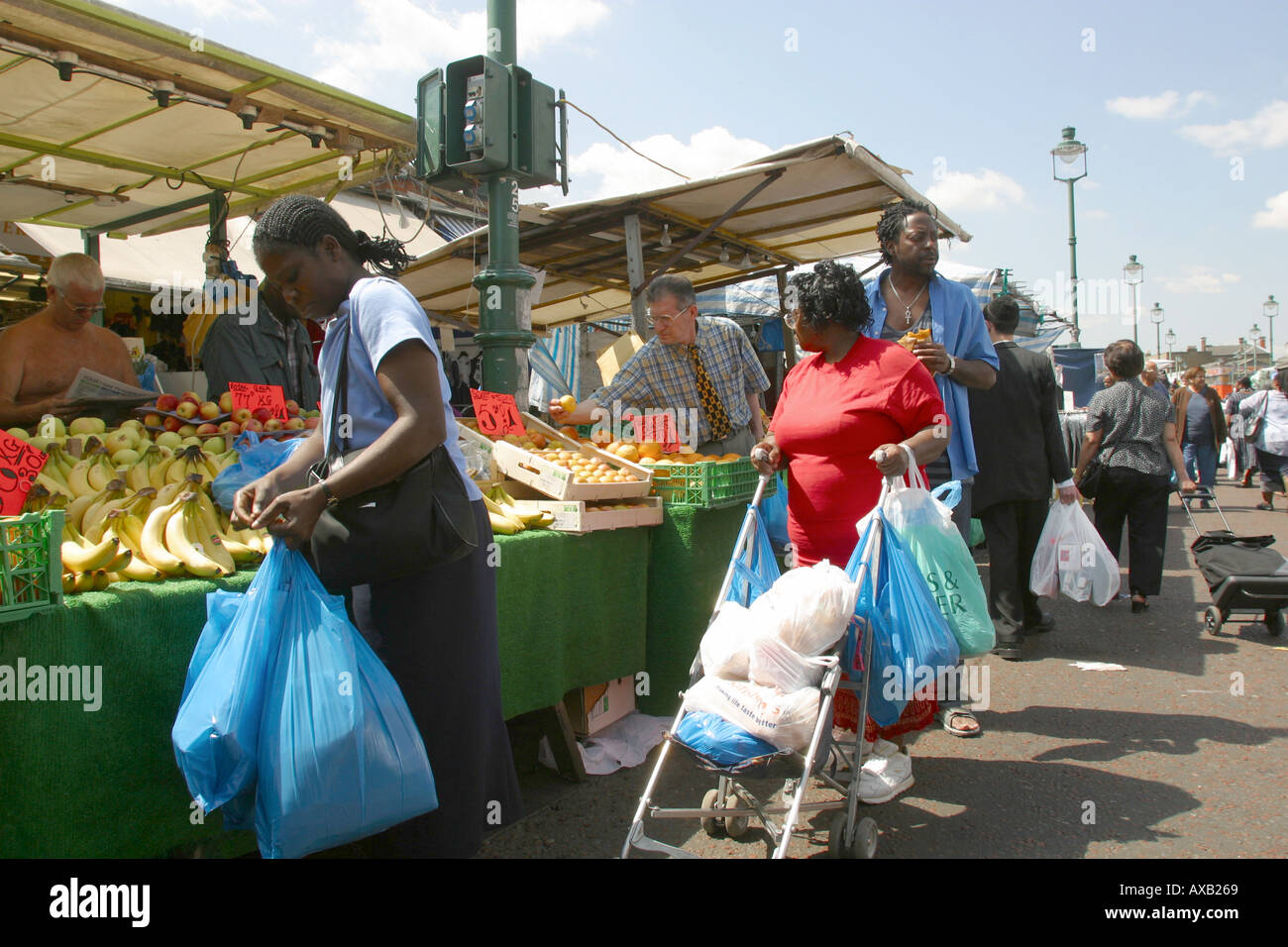 Street Market Ridley Road Market Dalston Hackney Stock Photo - Alamy