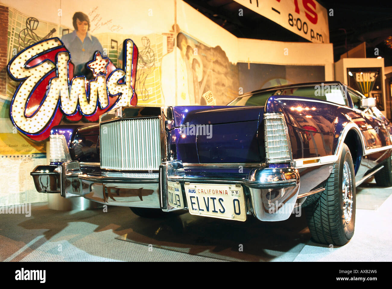 Elvis presley car museum hi-res stock photography and images - Alamy