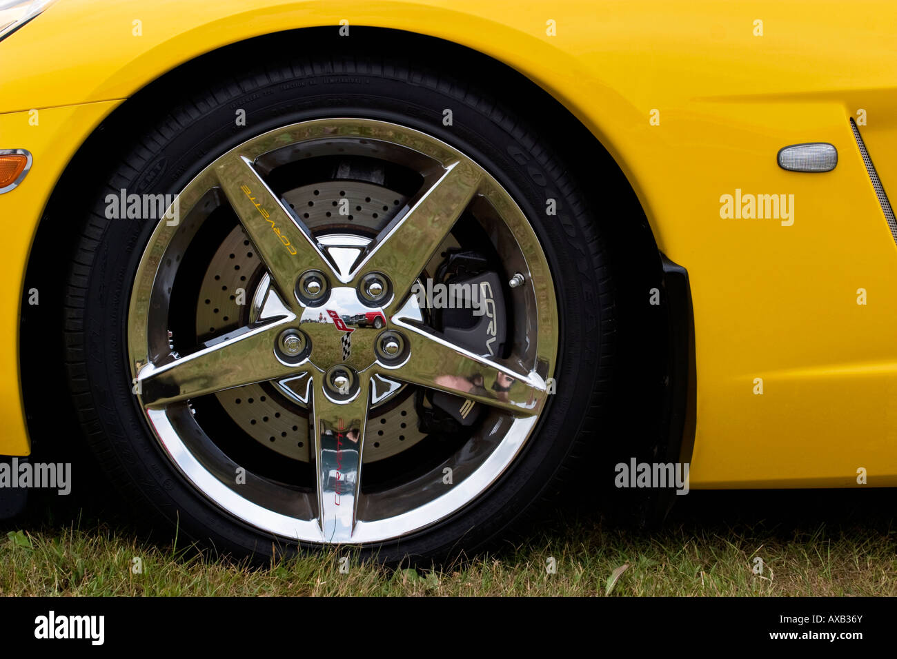 Elegant rims hi-res stock photography and images - Alamy