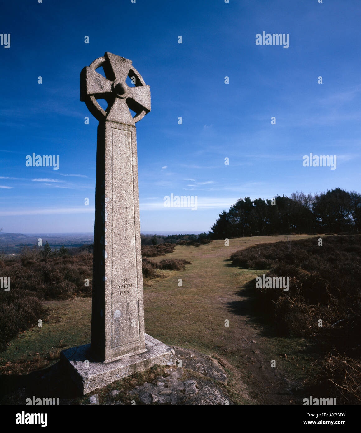 Granite celtic cross hi-res stock photography and images - Alamy