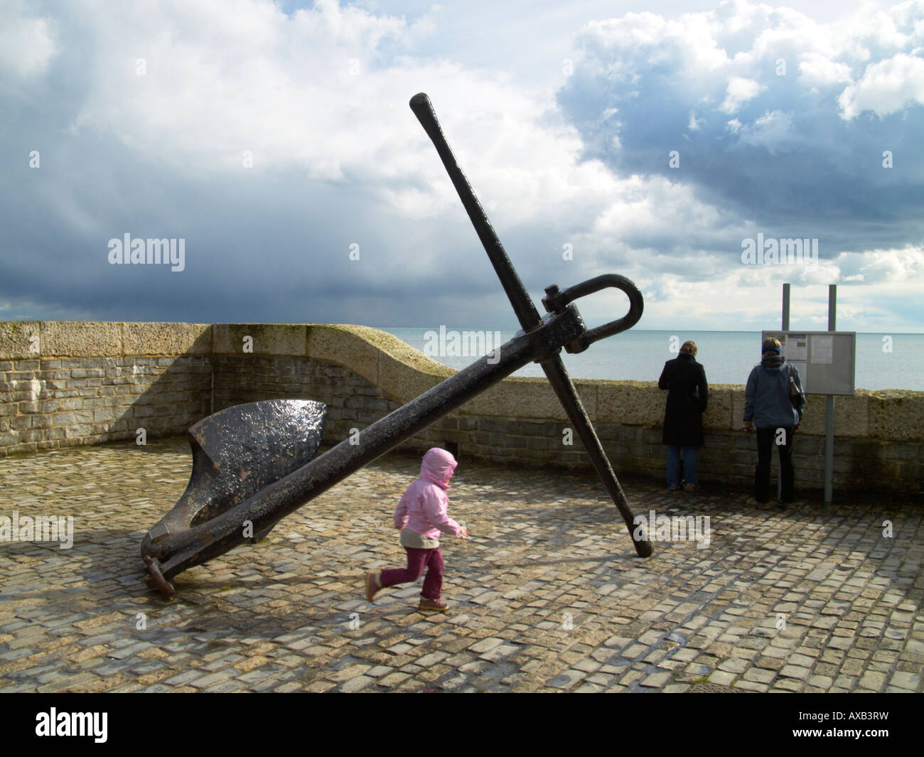 Display anchor hi-res stock photography and images - Alamy