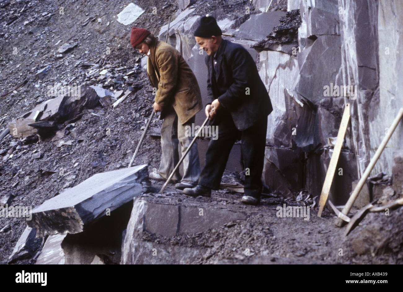 Working slate quarry hi-res stock photography and images - Alamy