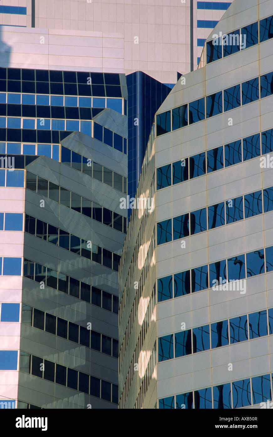 MODERN OFFICE BUILDING IN DOWNTOWN MINNEAPOLIS, MINNESOTA FILLED WITH ...