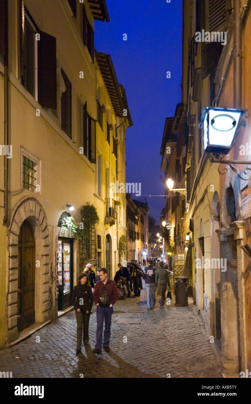 Rome trastevere district in rome hi-res stock photography and images ...