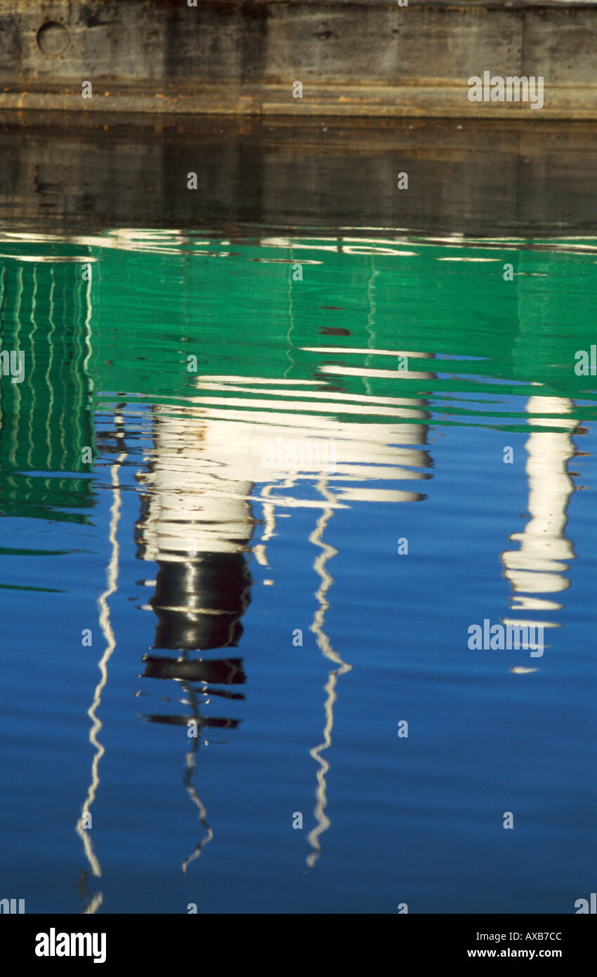 Ships funnel hi-res stock photography and images - Alamy