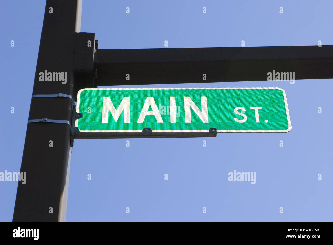 Downtown district overhead sign hi-res stock photography and images - Alamy