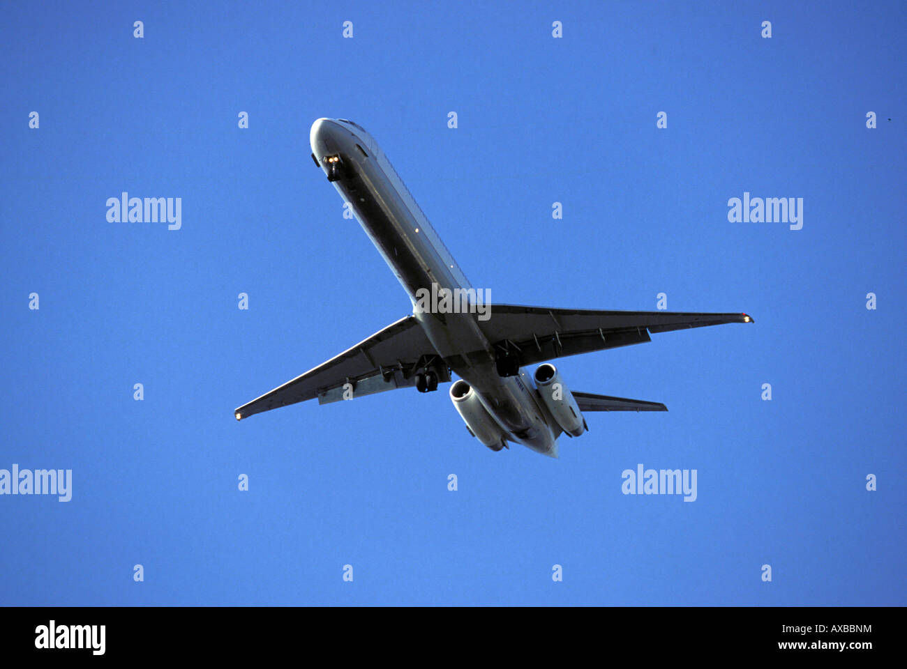 Washington dc plane landing hi-res stock photography and images - Alamy