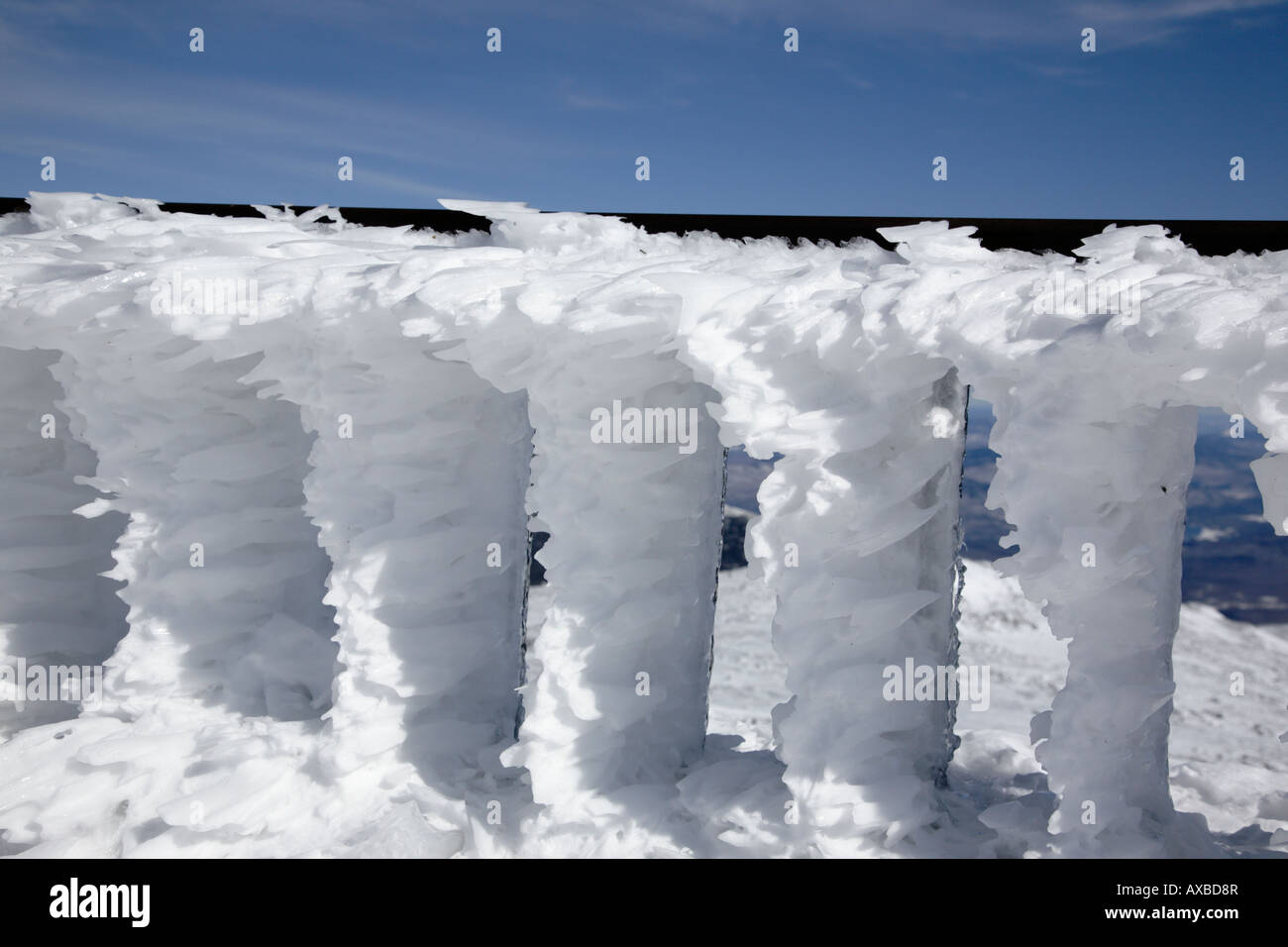 Mount washington observatory winter hi-res stock photography and images ...