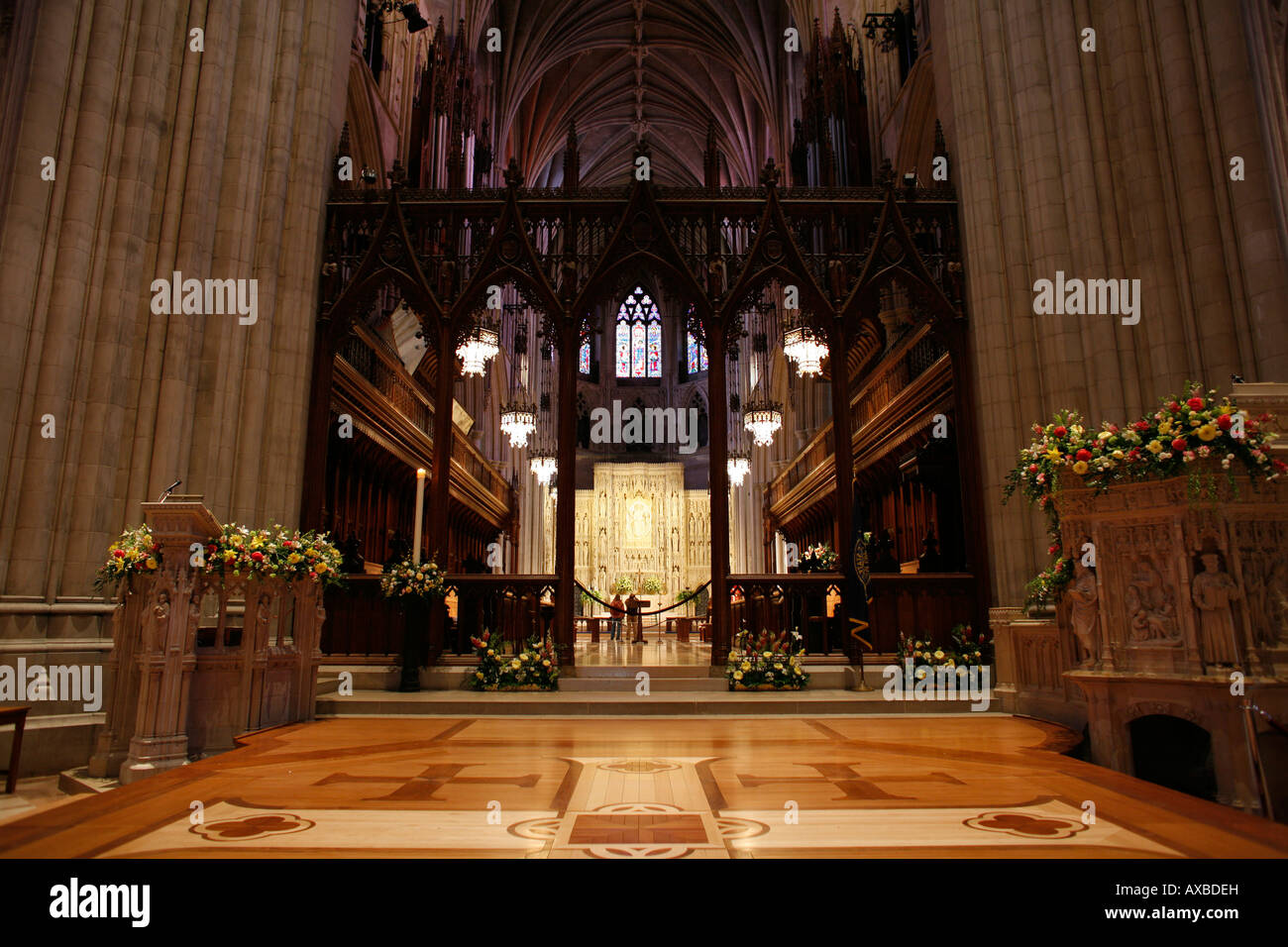 National cathedral interior washington hi-res stock photography and ...