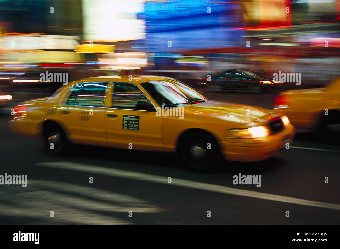 Cab, Times Square, Downtown Manhatten New York, USA Stock Photo - Alamy