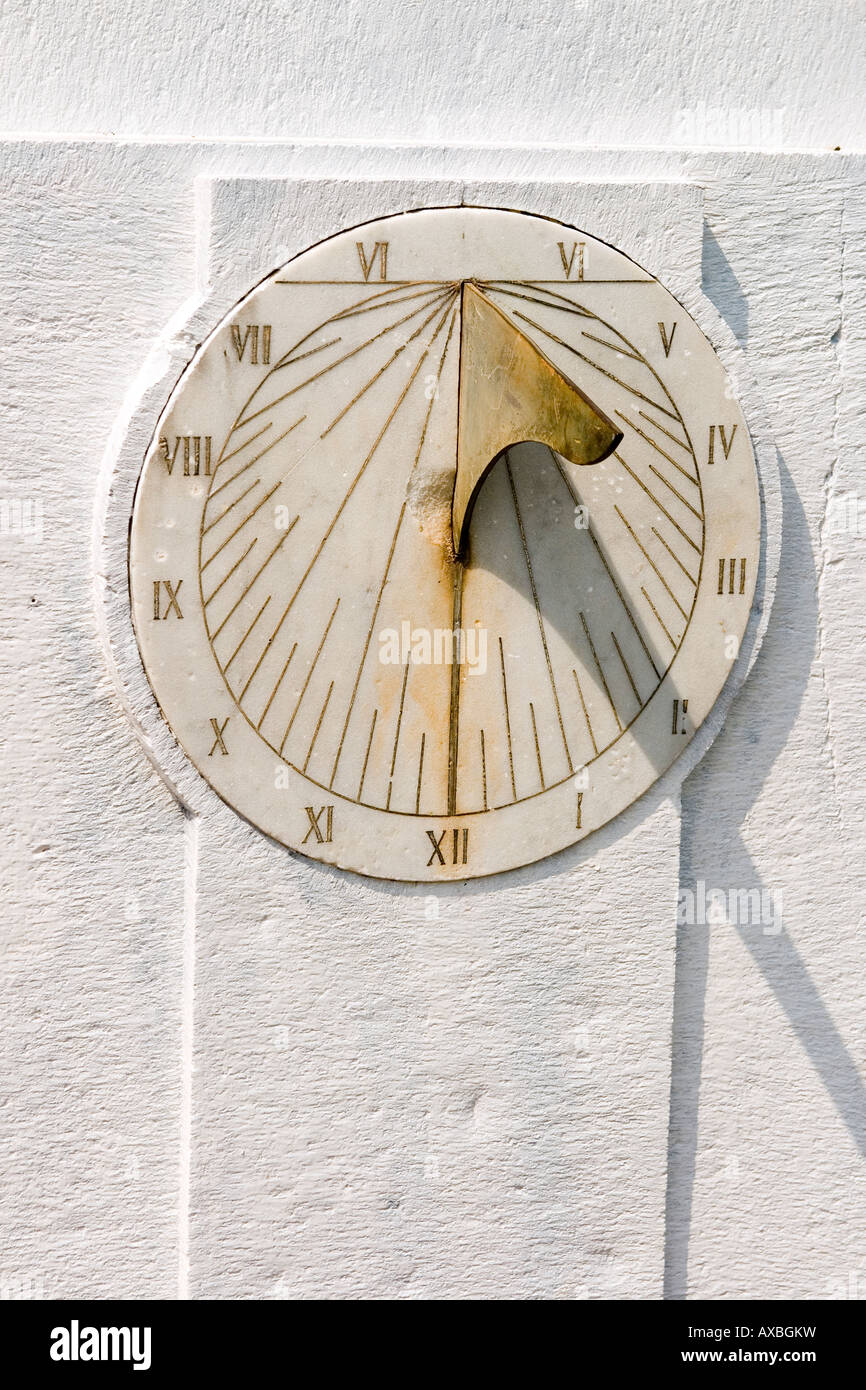 Sundial ancient time measurement hi-res stock photography and images ...