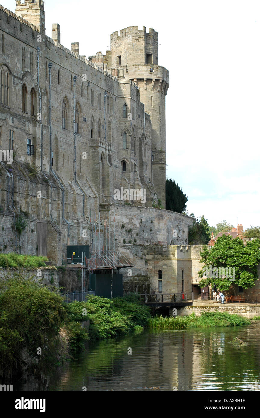 Warwick castle moat Stock Photo - Alamy