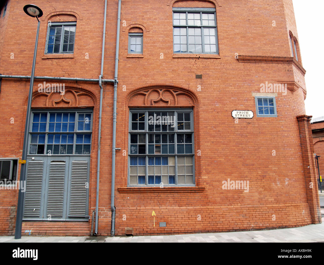 English victorian windows hi-res stock photography and images - Alamy