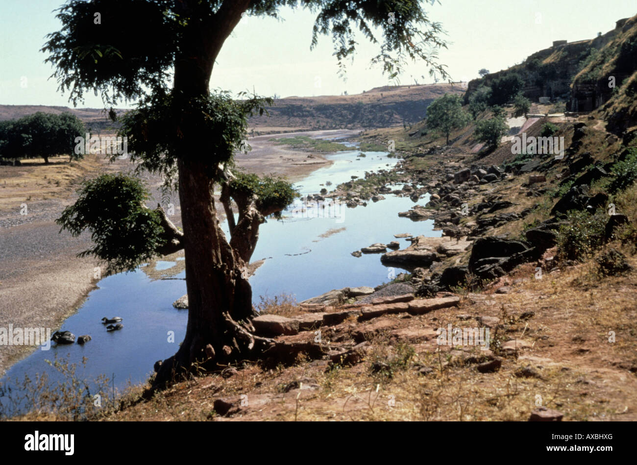 Bagh caves hi-res stock photography and images - Alamy