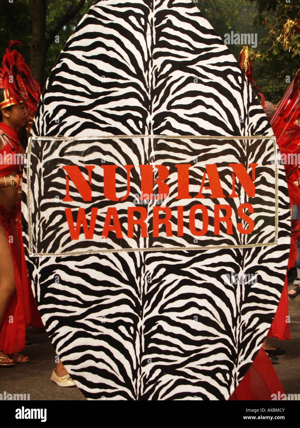 Zulu warrior dance hi-res stock photography and images - Alamy