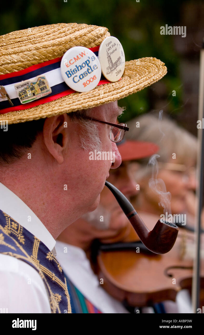 Onion pipe hi-res stock photography and images - Alamy