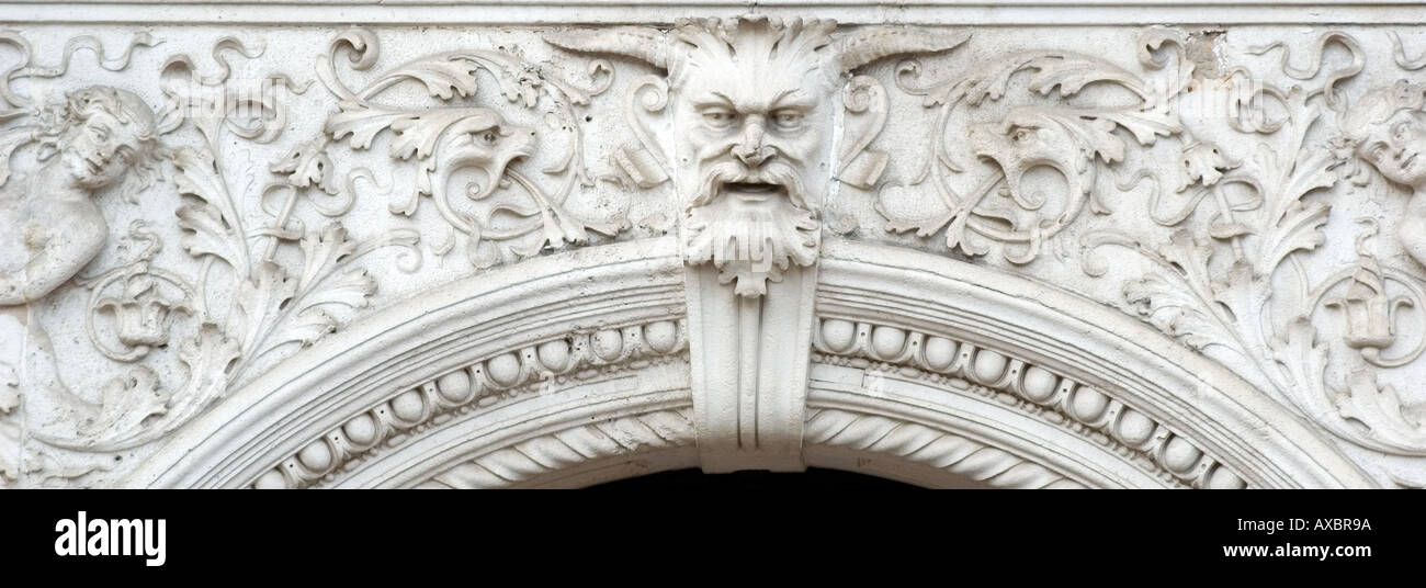 Stone arch detail Stock Photo - Alamy