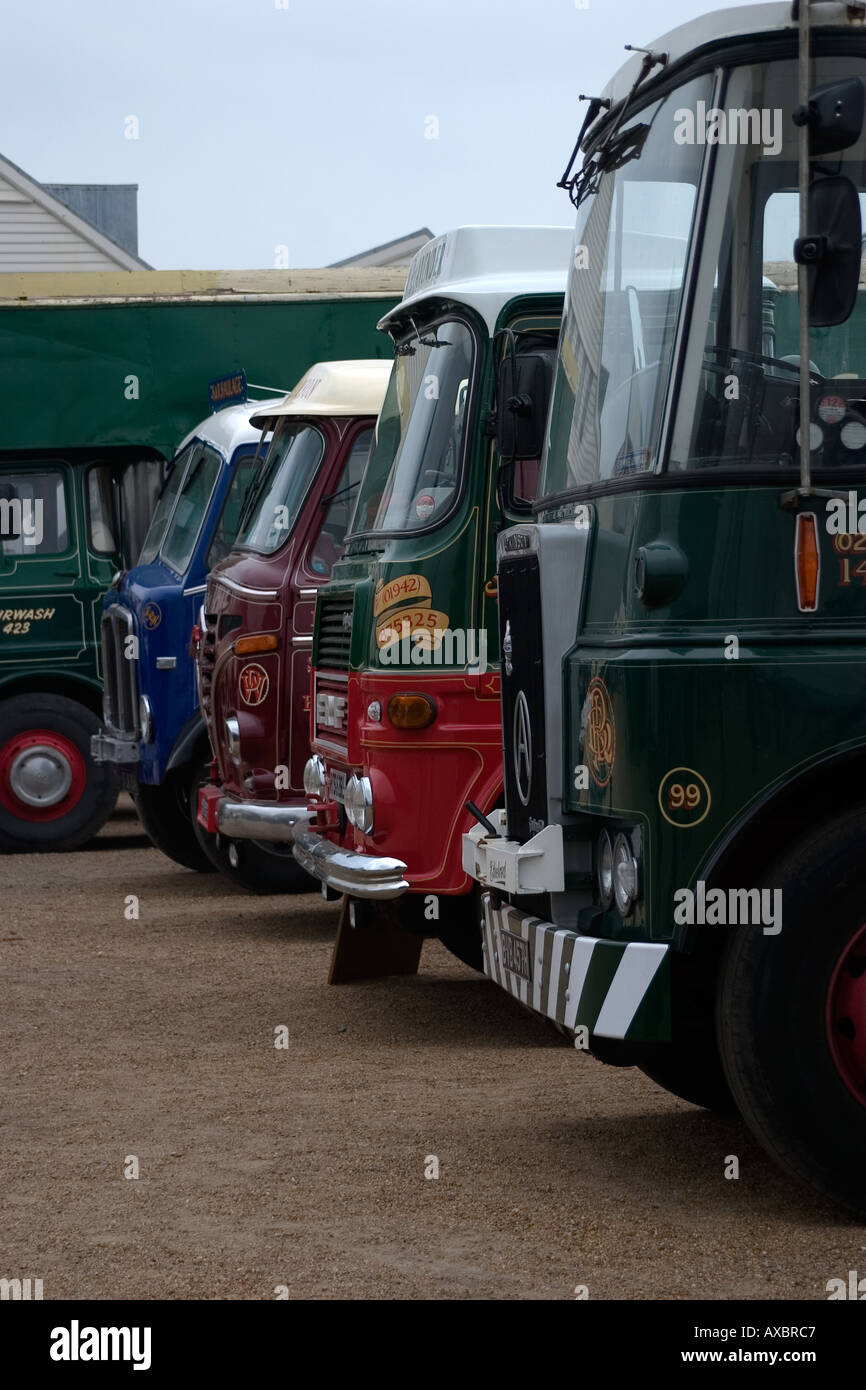 Vintage heavy haulage lorry hi-res stock photography and images - Alamy