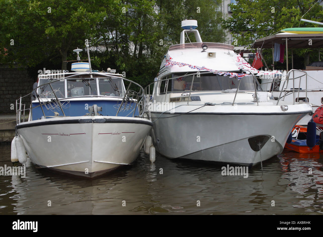 white pleasure boats boating floating moored cabin maidstone kent ...
