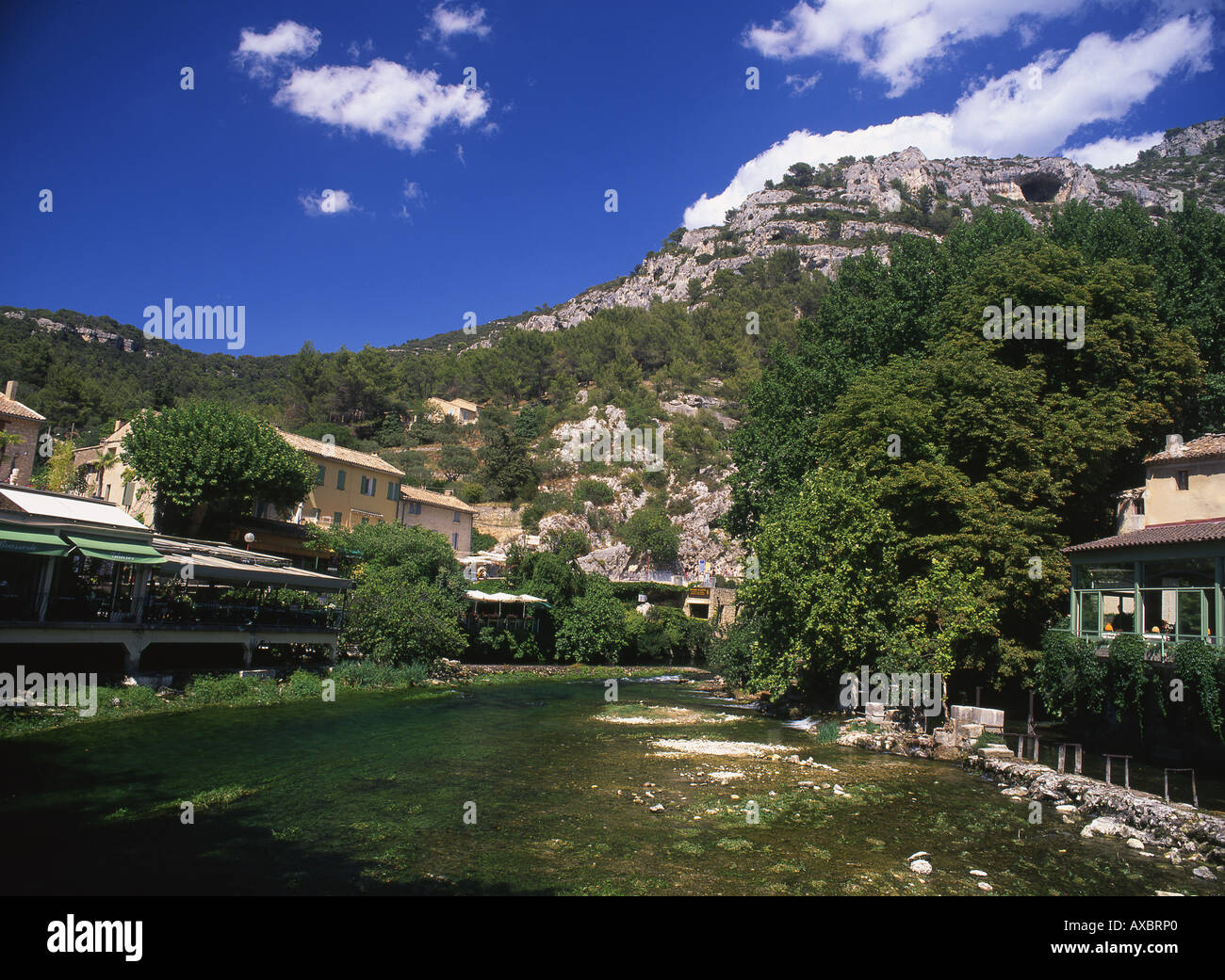 River Sorgue at Fontaine-de-Vaucluse Provence France Stock Photo - Alamy