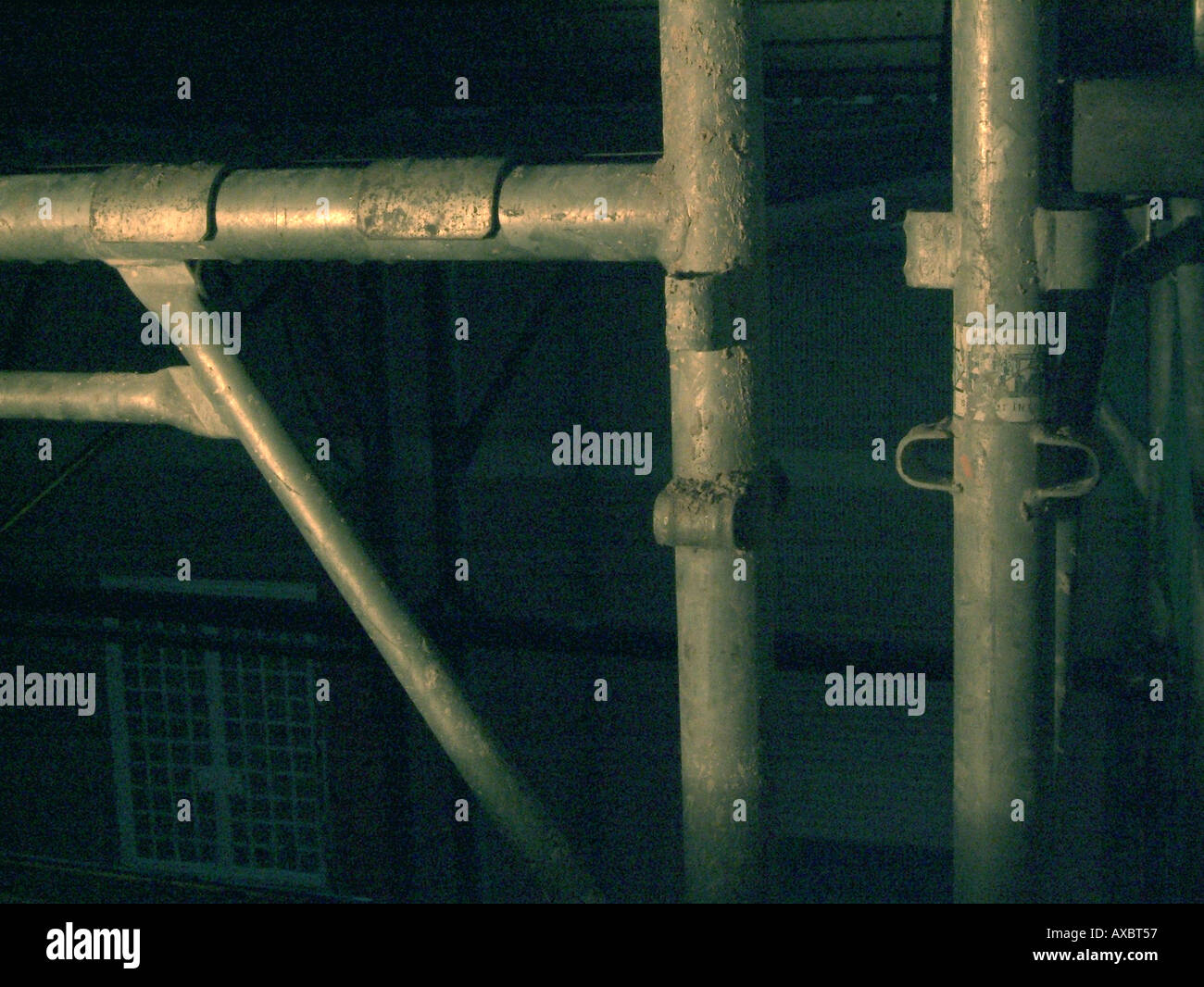 scaffolding at night Stock Photo - Alamy