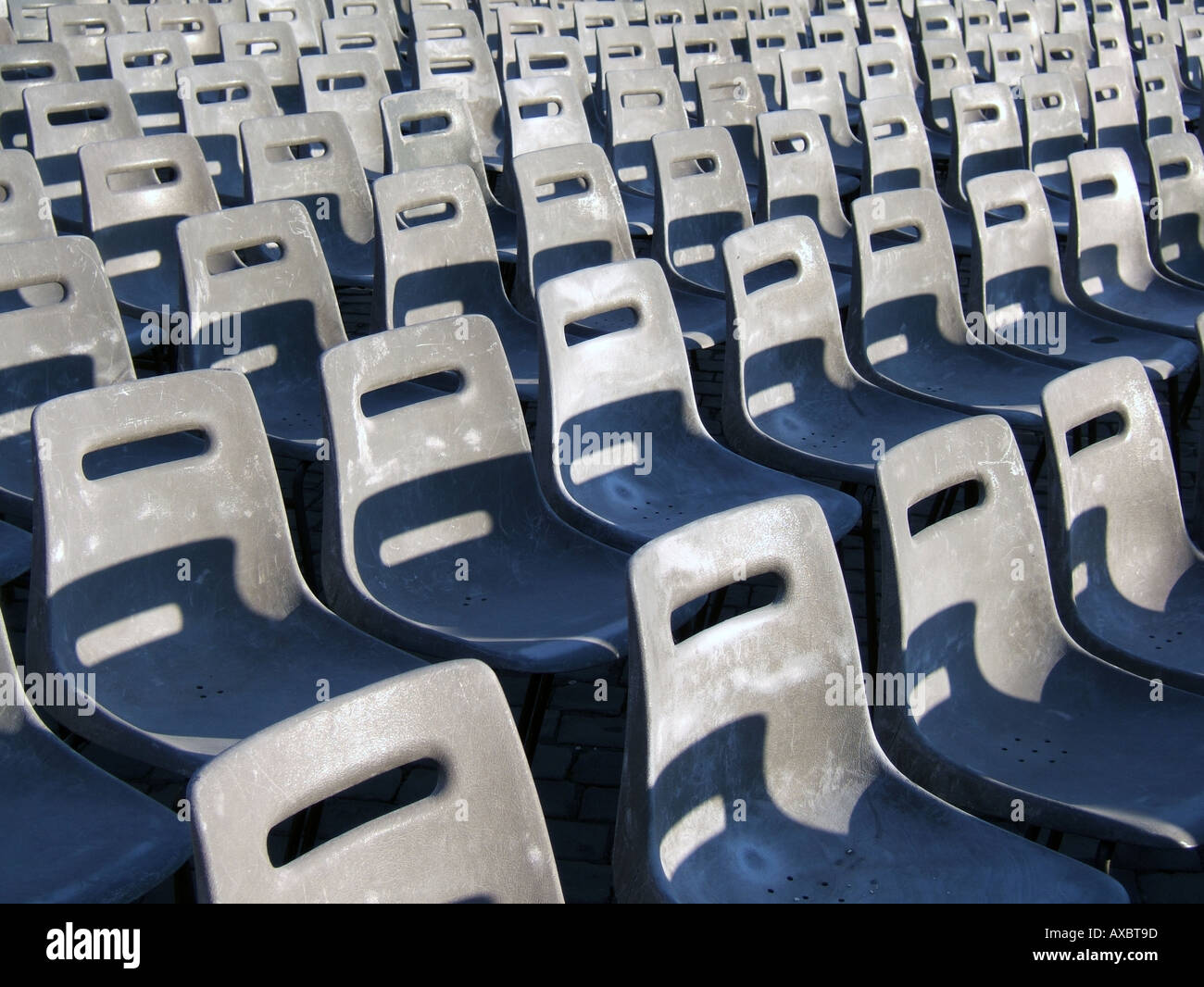 rows of chairs Stock Photo - Alamy