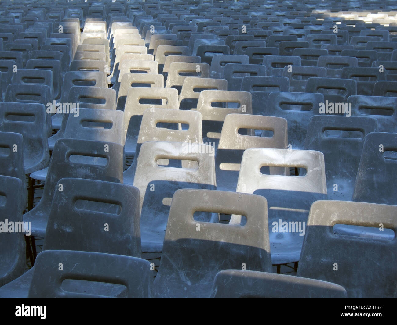 rows of empty chairs Stock Photo - Alamy