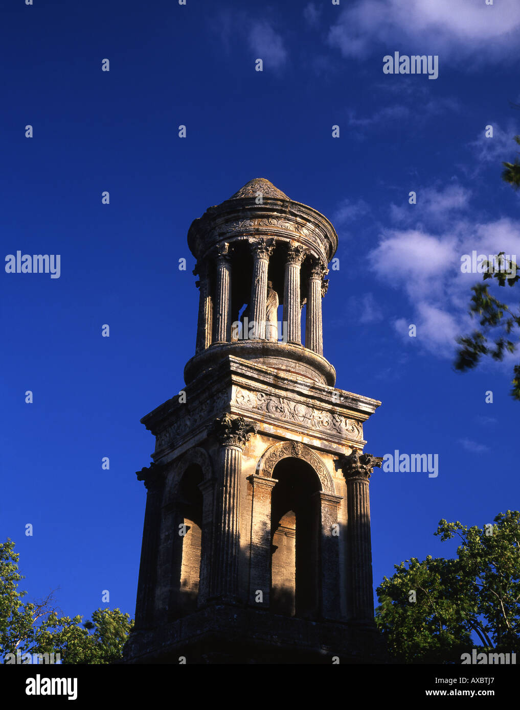 Les antiques of glanum hi-res stock photography and images - Alamy