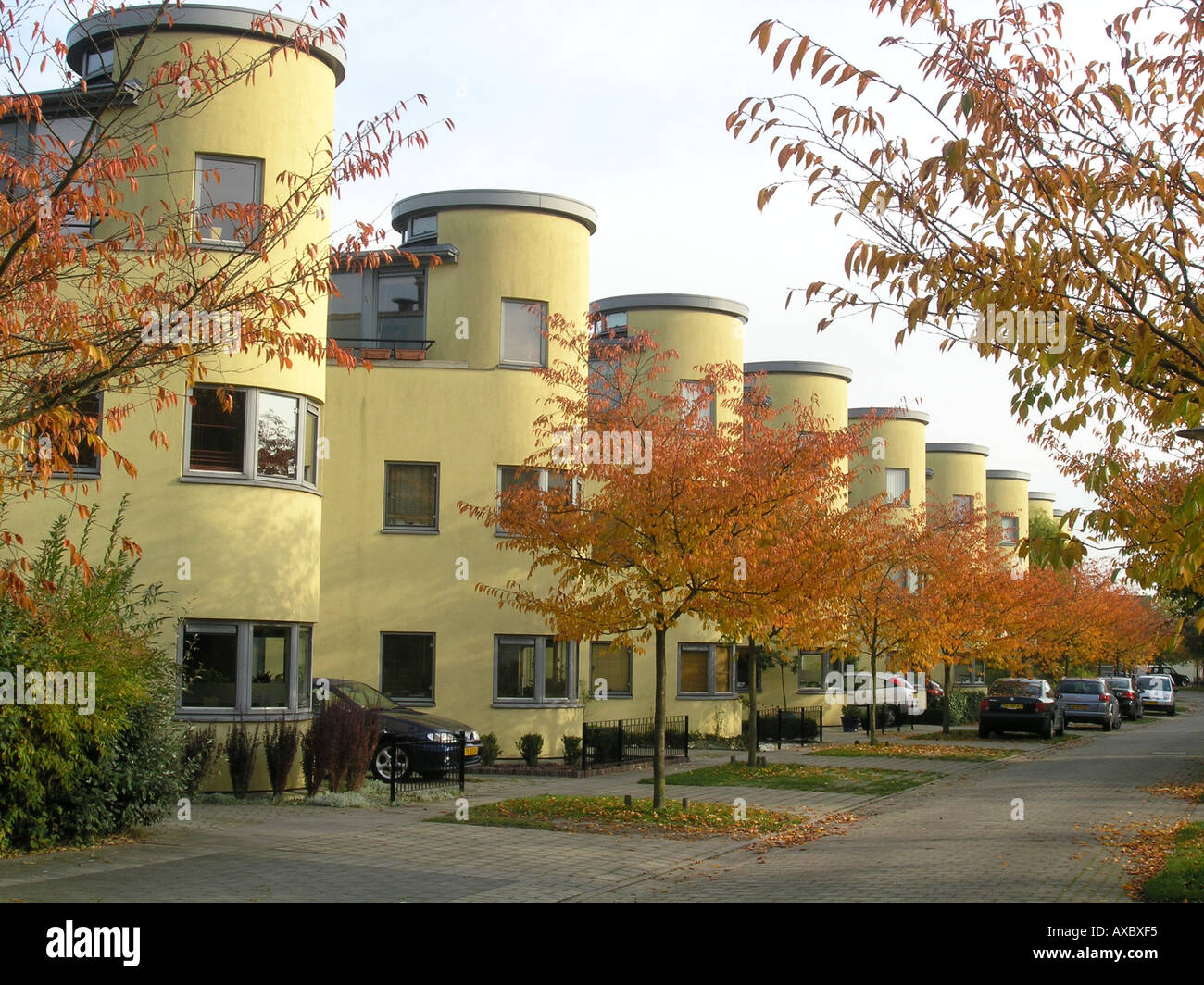Row of identical Residential houses in modern architecture Almere ...