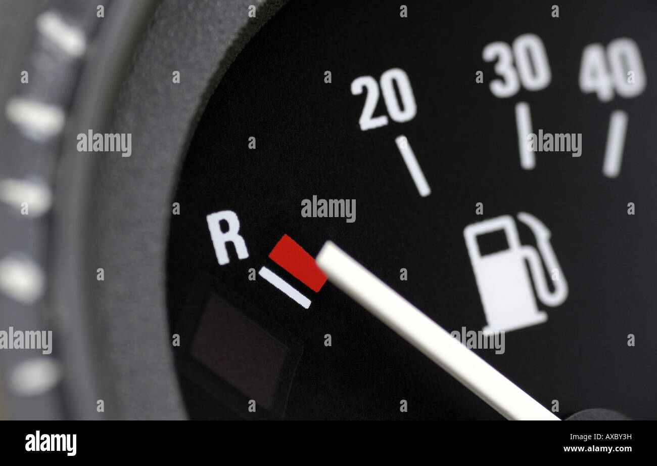 Fuel indicator hi-res stock photography and images - Alamy