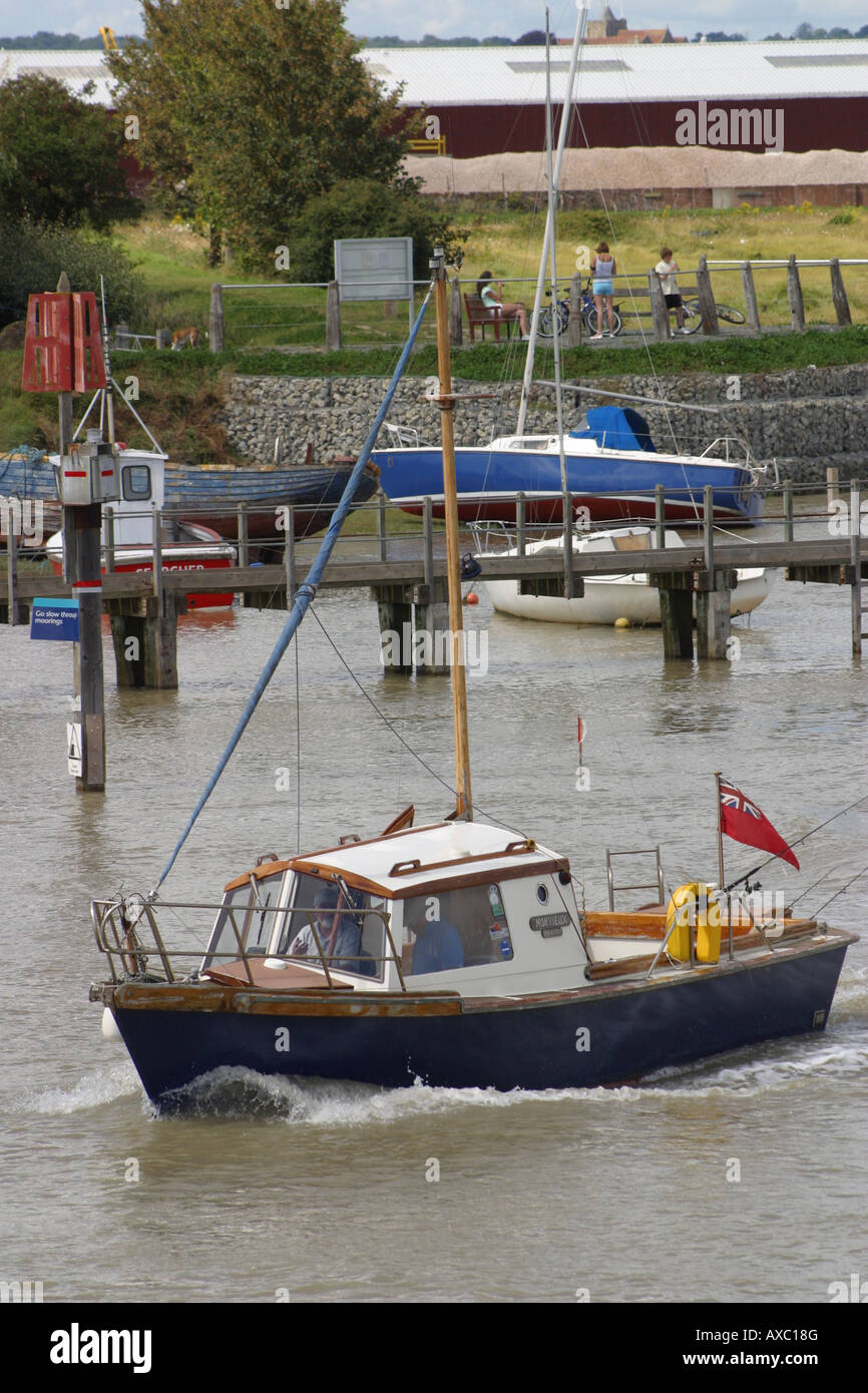 harbour master pilot patrol boat jetty field tree river rother rye east ...