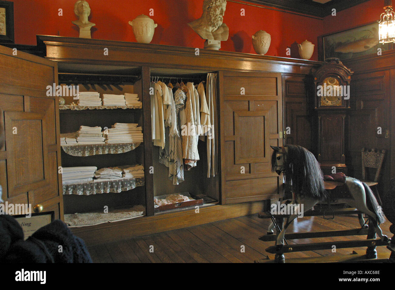 Warwick castle waxworks hi-res stock photography and images - Alamy