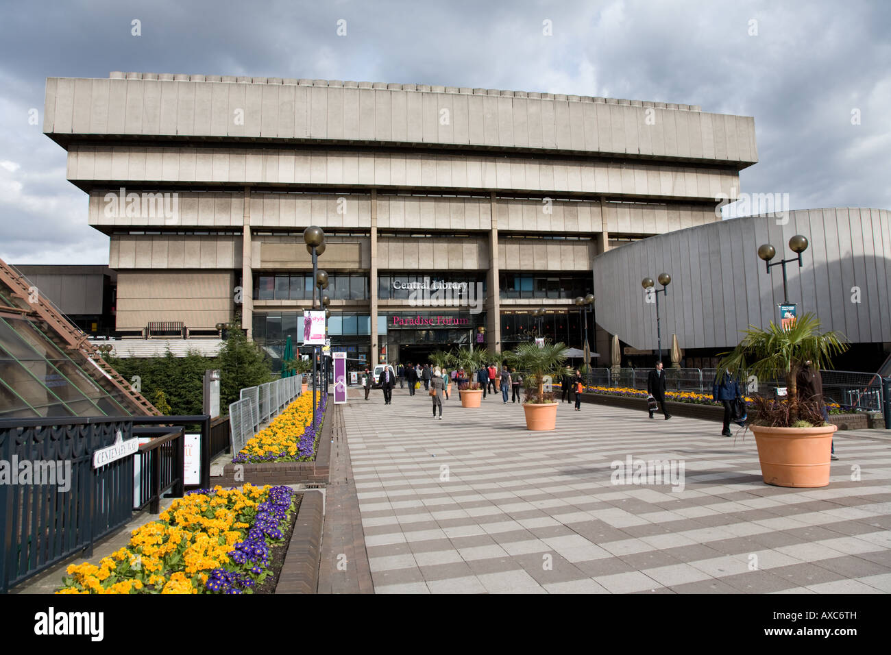Birmingham Central Library Stock Photo - Alamy