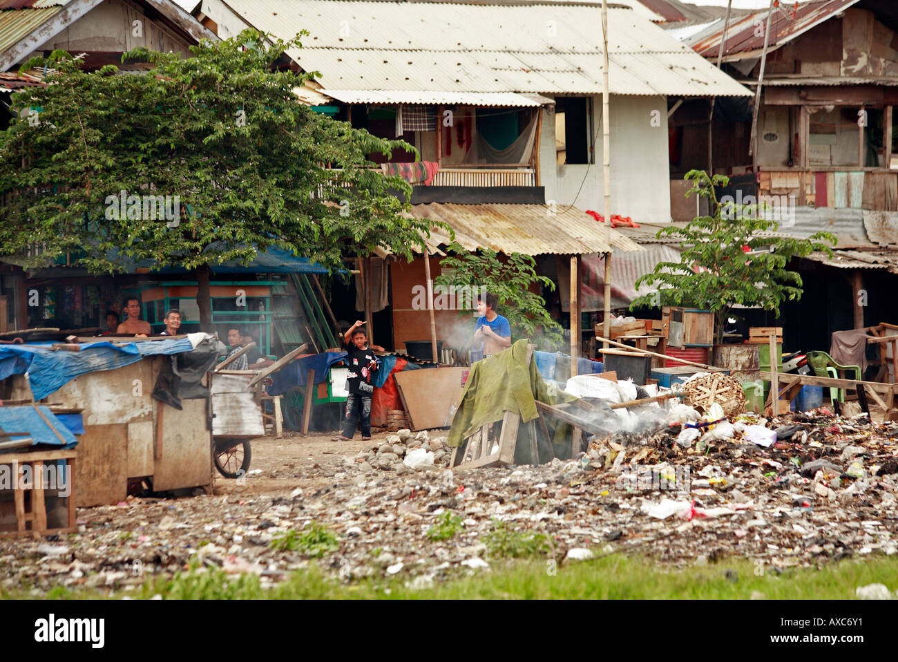 Slum dwellings hi-res stock photography and images - Alamy