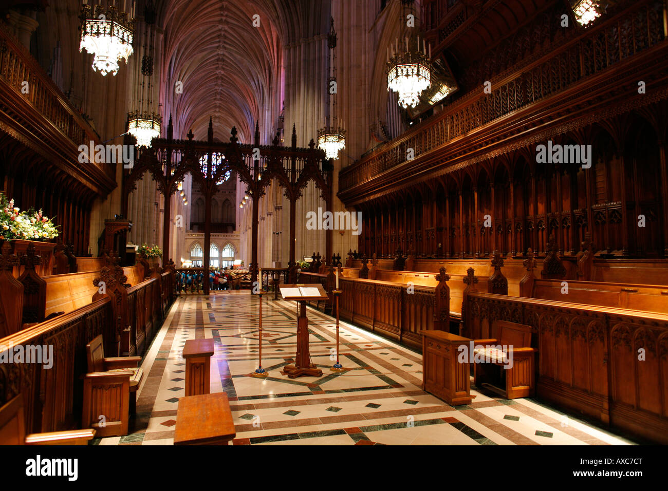 Washington national cathedral interior hi-res stock photography and ...