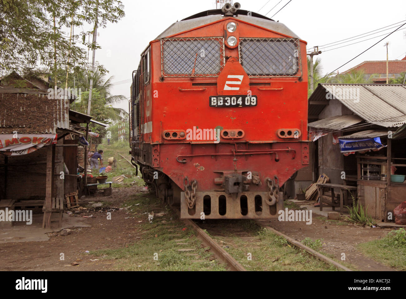 Train line and houses High Resolution Stock Photography and Images - Alamy