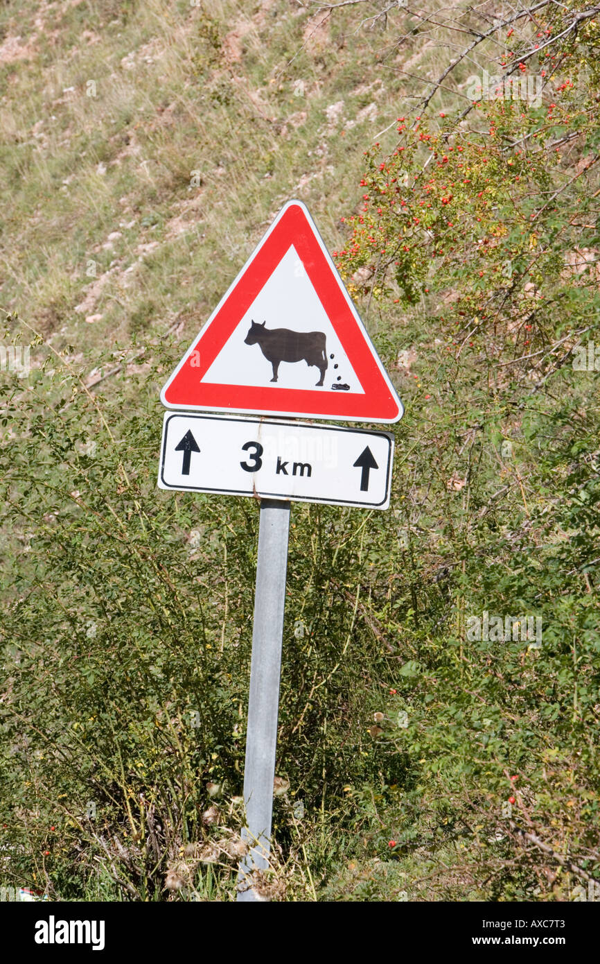 Cow mess sign with picture of cow defecating Gran Sasso Parco Nazionale ...